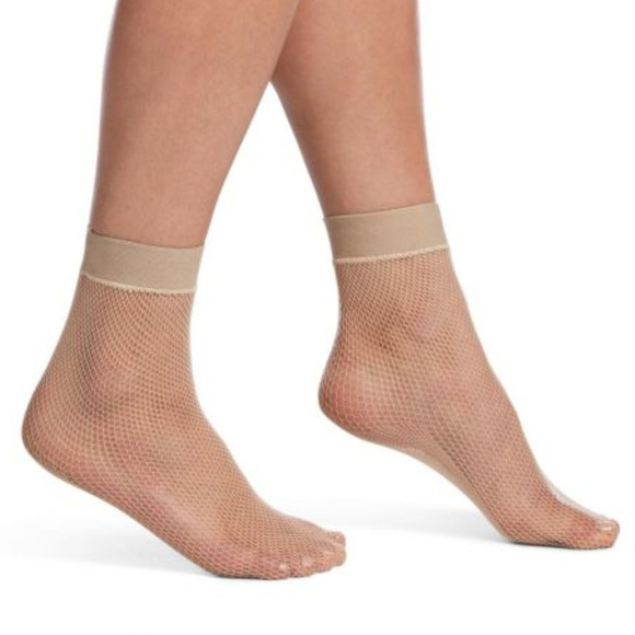 HUE | Accessories | Nwt Hue Sheer Nude Fine Fishnet Anklet | Poshmark